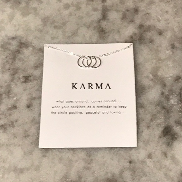 artemis | Jewelry | Sara Silver Interlinking Circles Necklace Dainty ...